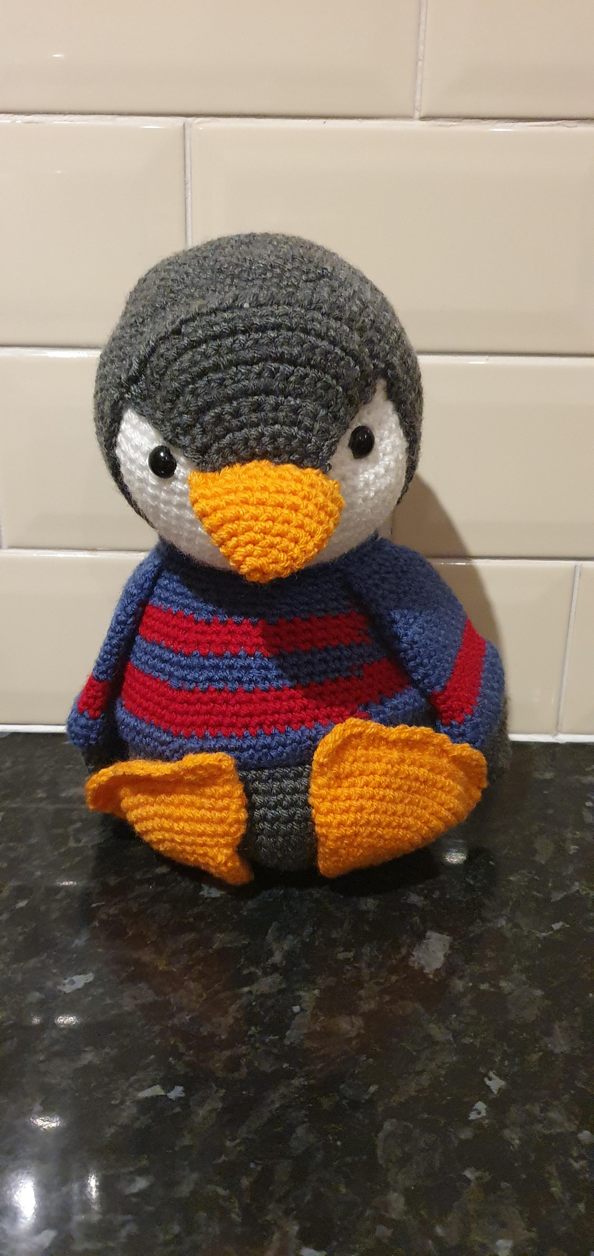 Amigurumi.com - Creations - Moe the Penguin from Zoomigurumi 9