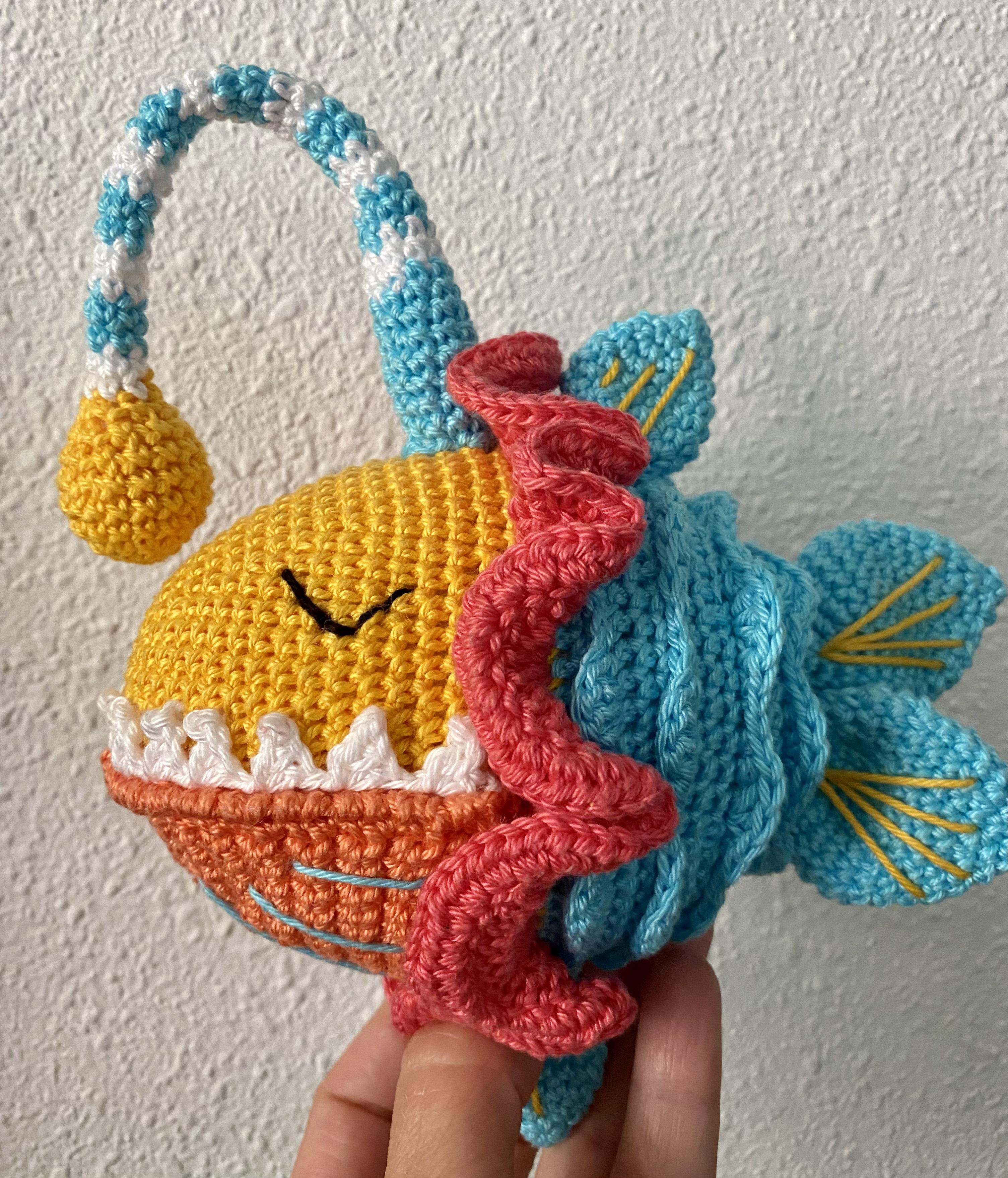 Amigurumi.com - Creations - Sunny the anglerfish from Aquatic Amigurumi