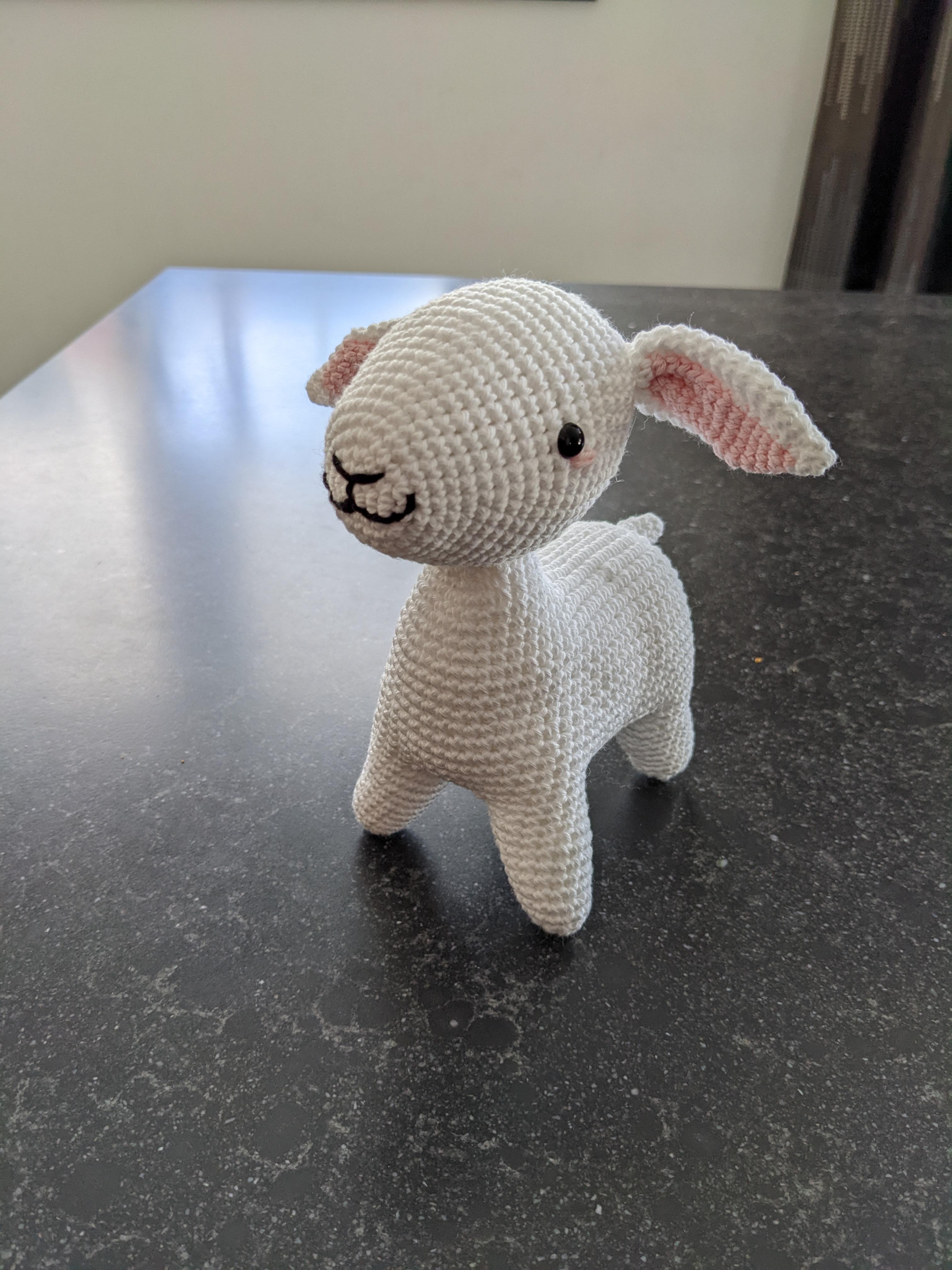Amigurumi.com - Creations - Ada Lamb from Animal Friends of Pica Pau 2