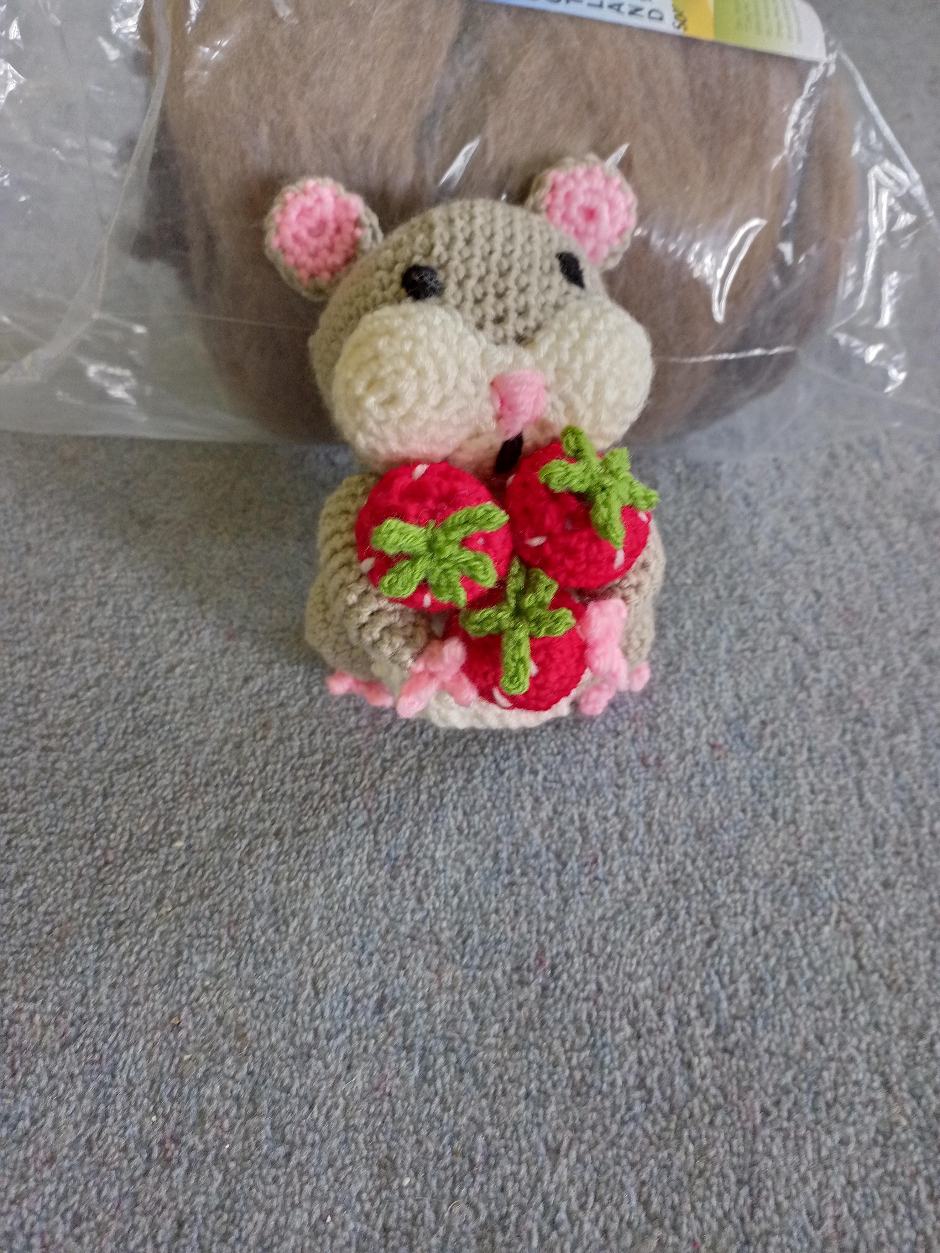 Amigurumi.com - Creations - Hamish the Hamster from Zoomigurumi 7