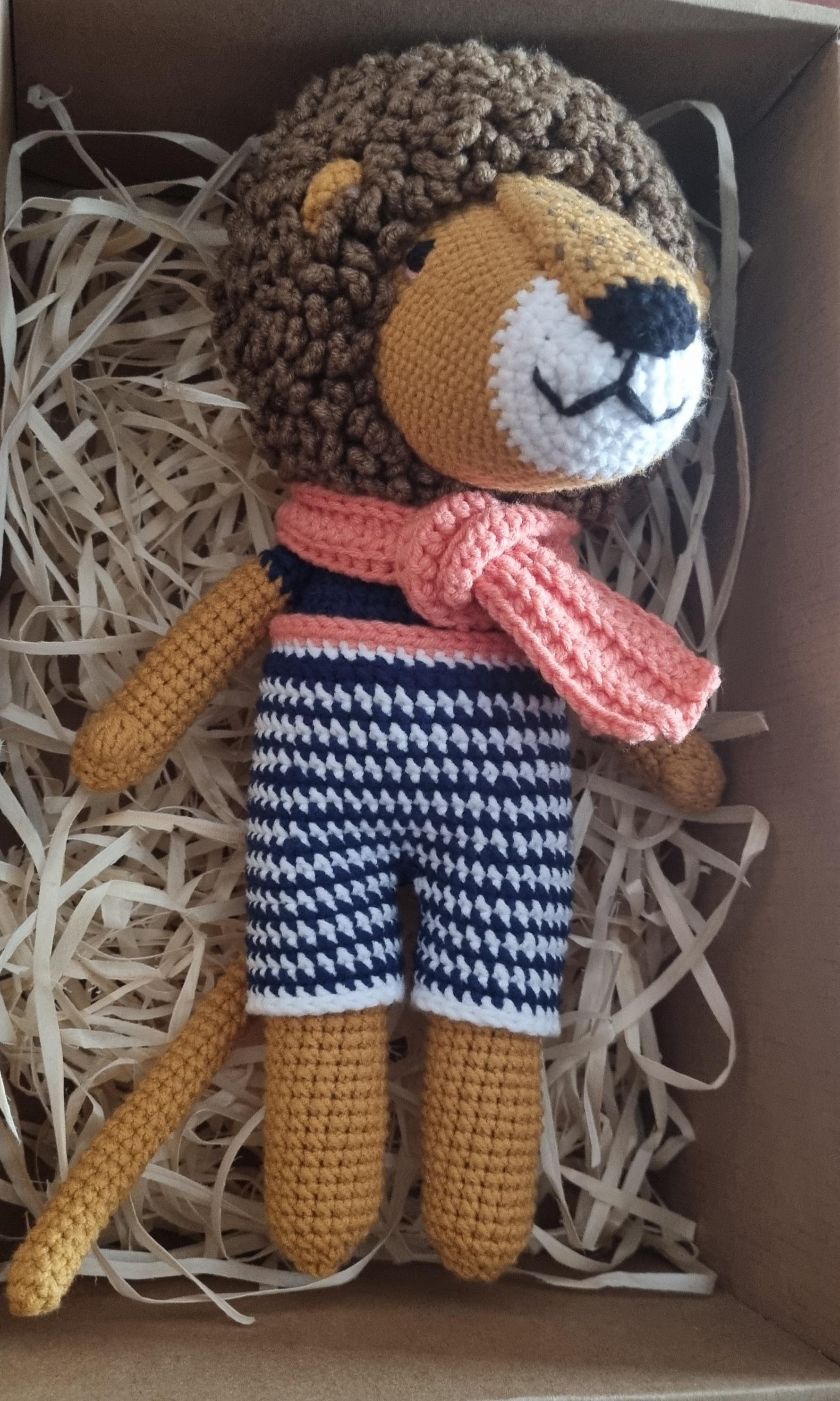 Amigurumi.com - Creations - Sebastian Lion from Animal Friends of Pica ...