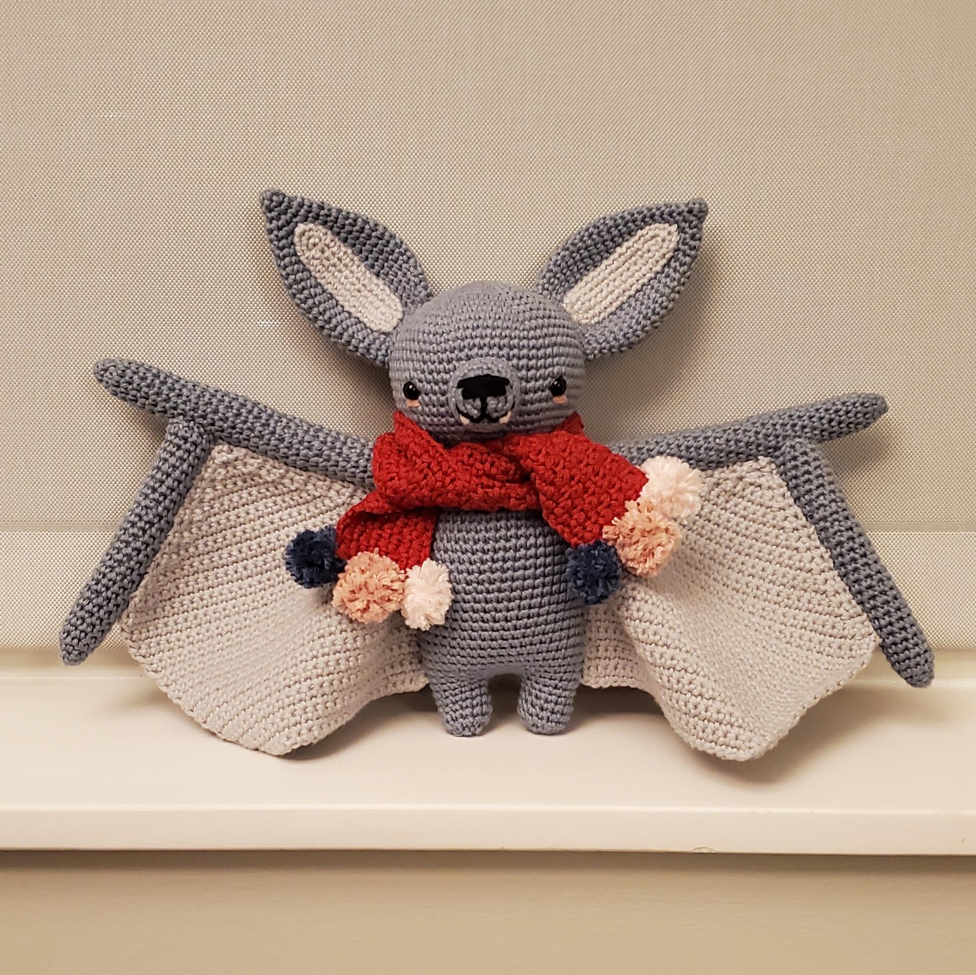 Amigurumi.com - Creations - Hugo Bat from Animal Friends of Pica Pau