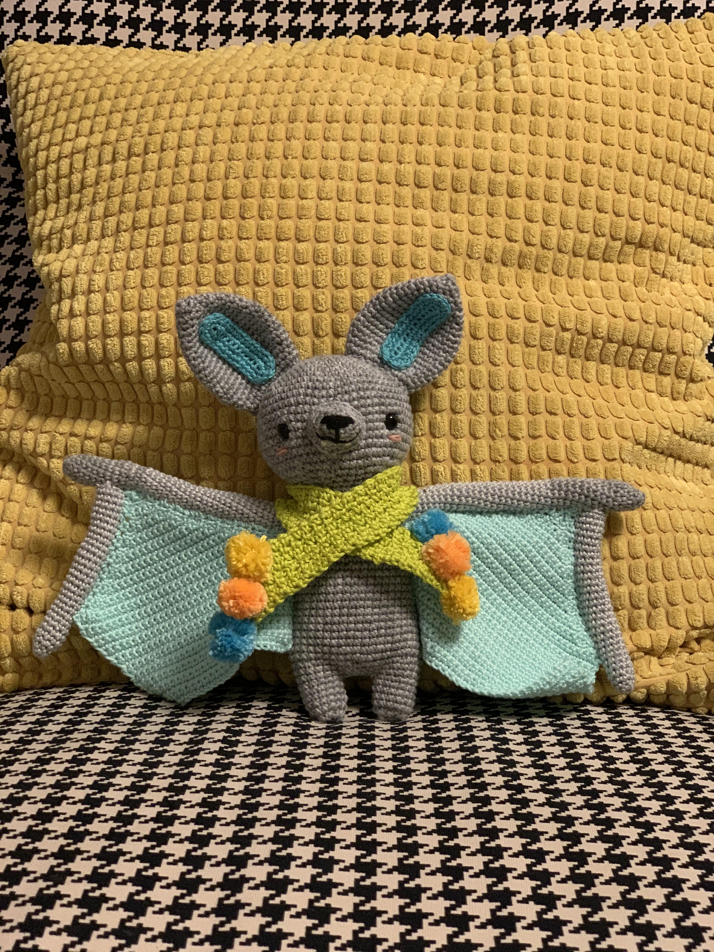 Amigurumi.com - Creations - Hugo Bat from Animal Friends of Pica Pau