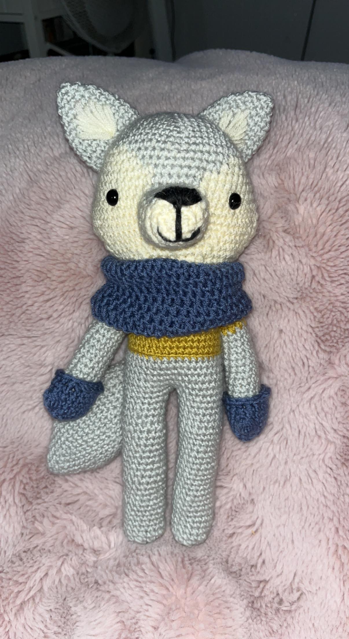 Amigurumi.com - Creations - Harry Wolf from Animal Friends of Pica Pau