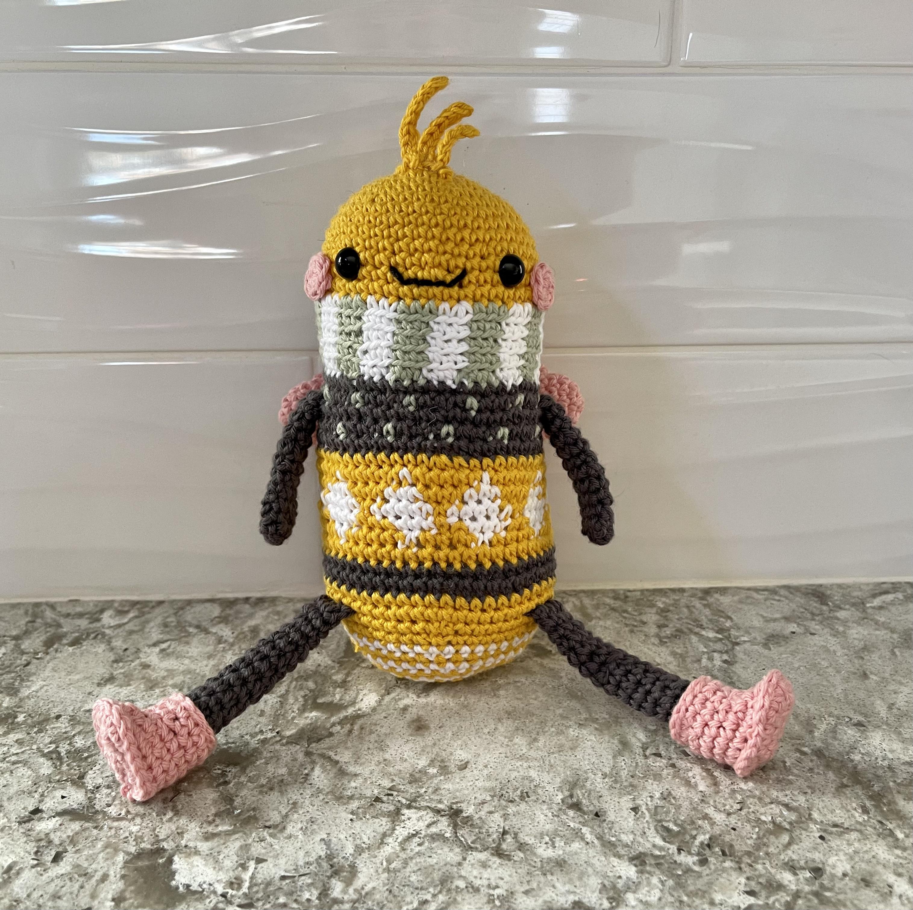 Amigurumi.com - Creations - Agatha Bee from Animal Friends of Pica Pau 2