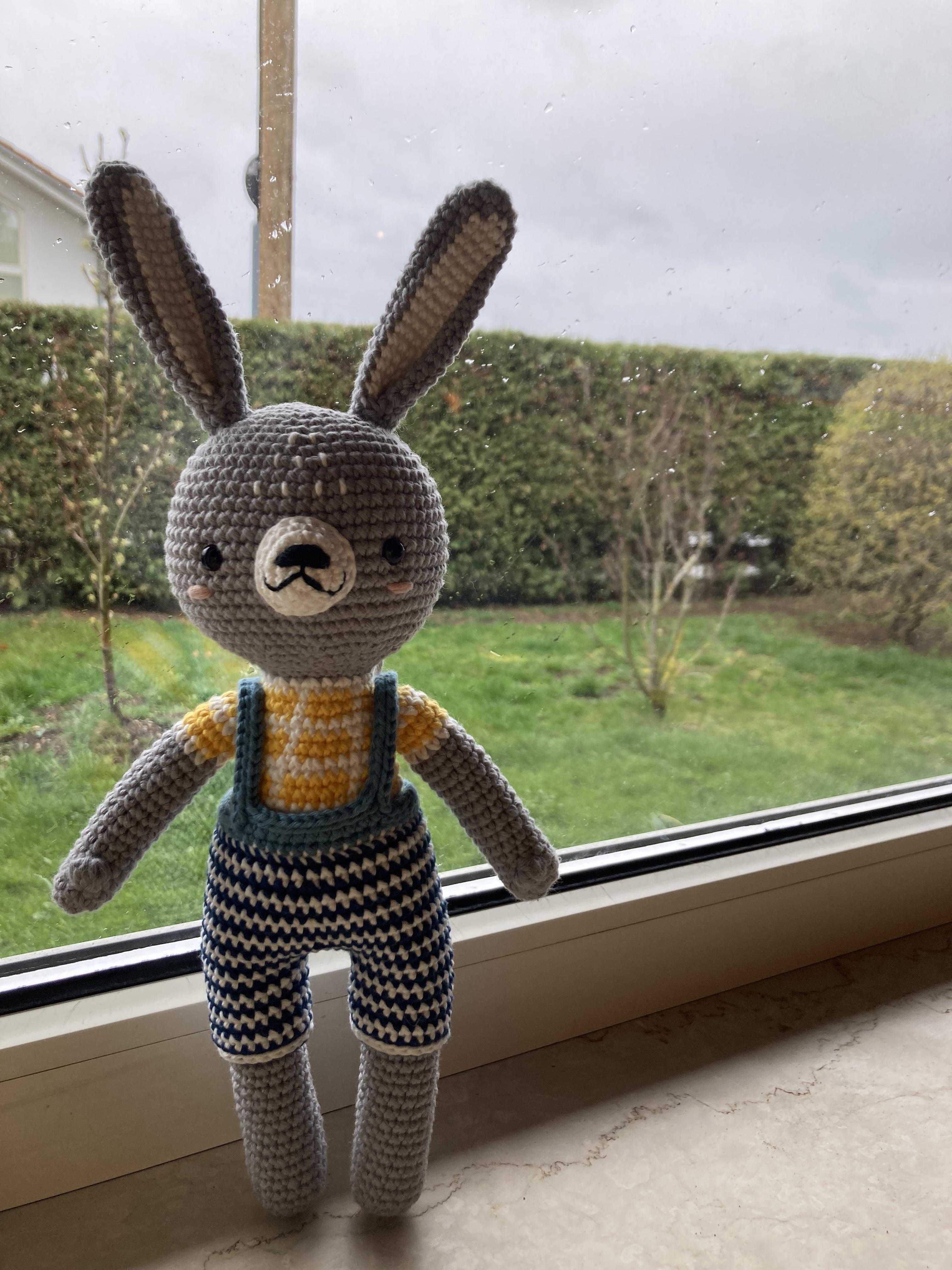 Amigurumi.com - Creations - Gilbert Rabbit from Animal Friends of Pica ...