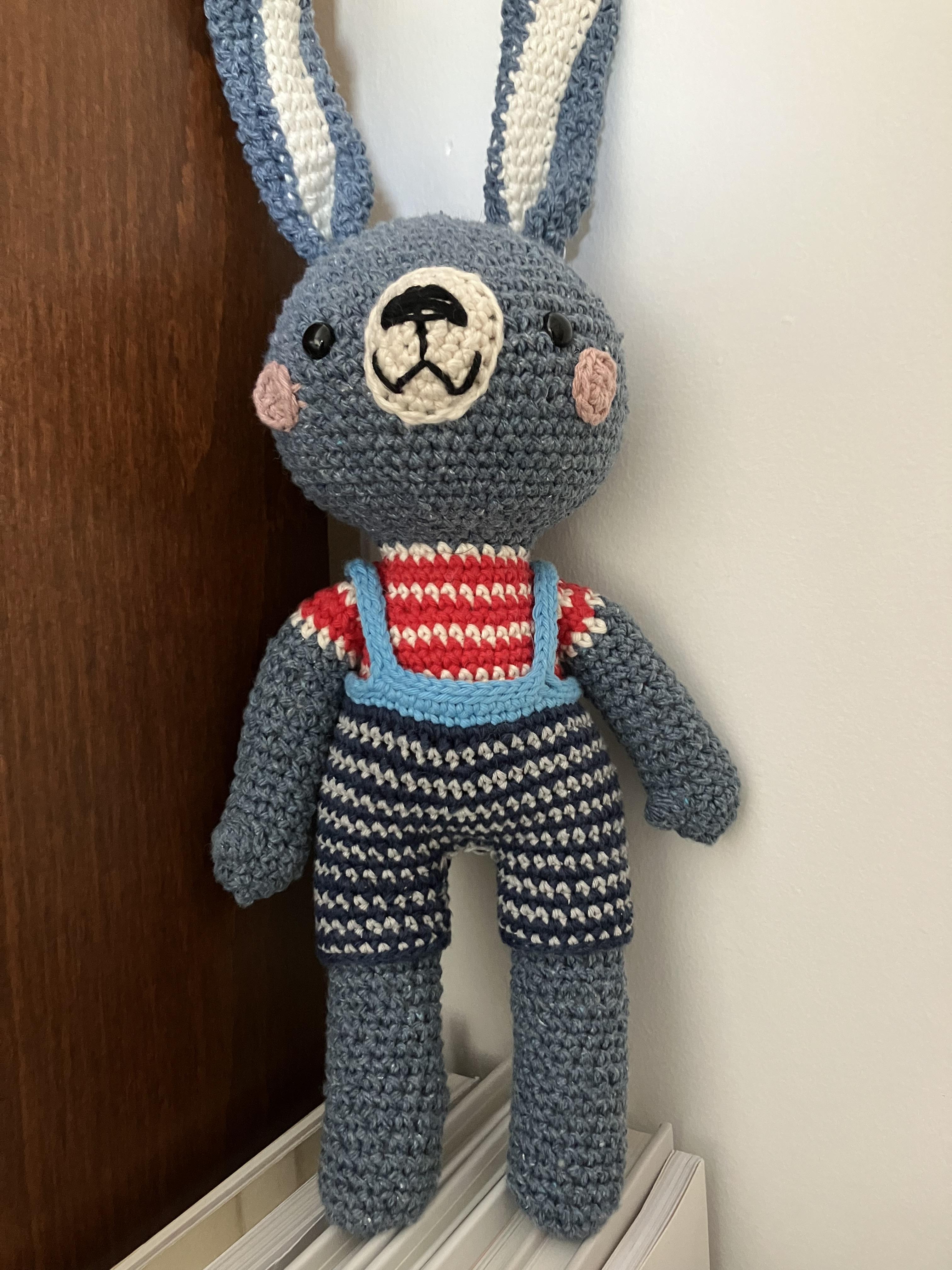 Amigurumi.com - Creations - Gilbert Rabbit from Animal Friends of Pica ...