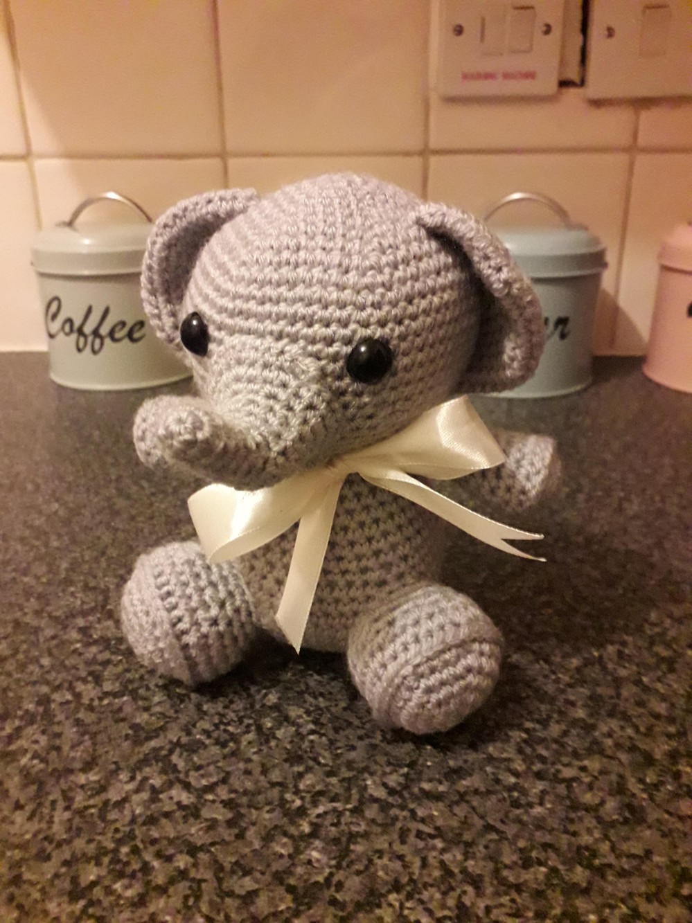 Amigurumi.com - Creations - Humphrey the Elephant from Zoomigurumi 2