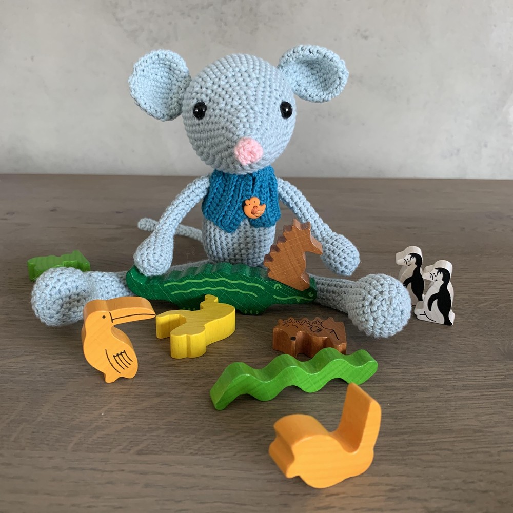 Amigurumi.com - Creations - Reggie the Mouse from Zoomigurumi 5