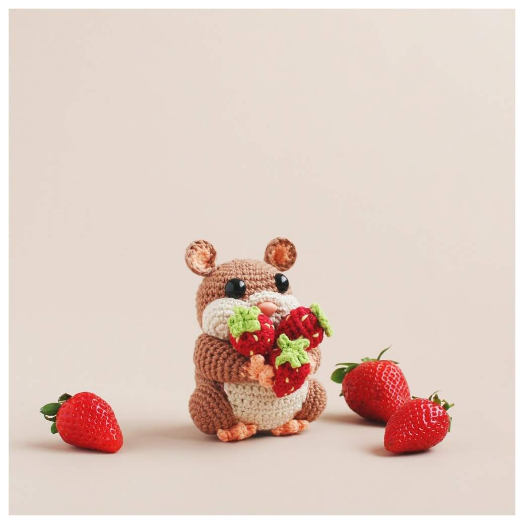 Amigurumi.com - Creations - Hamish the Hamster from Zoomigurumi 7