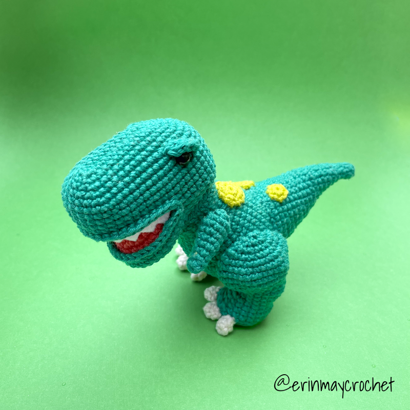Henry the T-Rex amigurumi pattern - Amigurumi.com