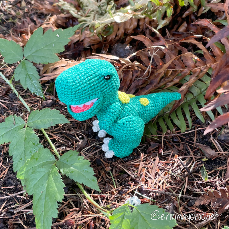 Henry the T-Rex amigurumi pattern - Amigurumi.com