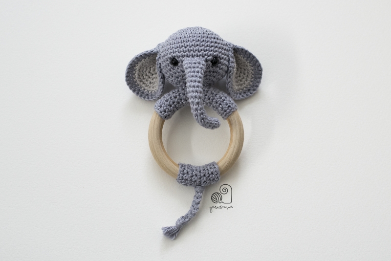Joe the Elephant rattle amigurumi pattern - Amigurumi.com