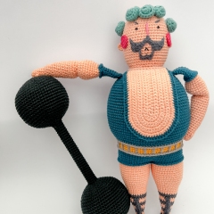 Louis the Traditional Strongman amigurumi pattern - Amigurumi.com