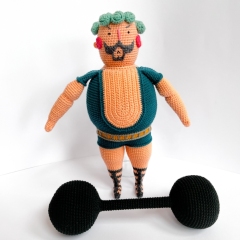 Louis the Traditional Strongman amigurumi pattern - Amigurumi.com