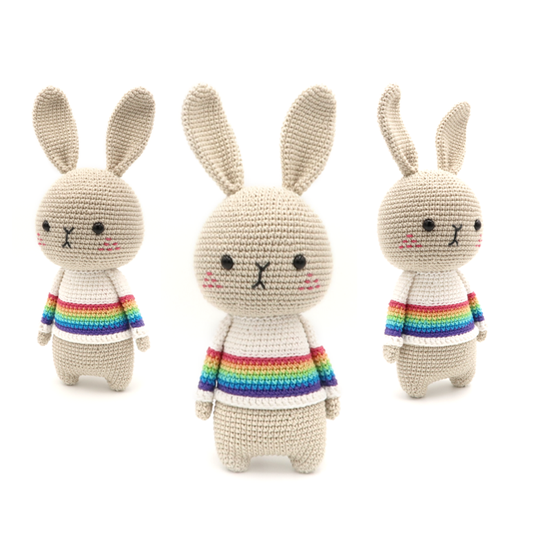 Rainbow Bunny amigurumi pattern - Amigurumi.com