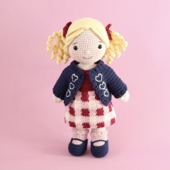 Erin Doll amigurumi pattern - Amigurumi.com