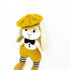 Jasper the Rabbit amigurumi pattern - Amigurumi.com