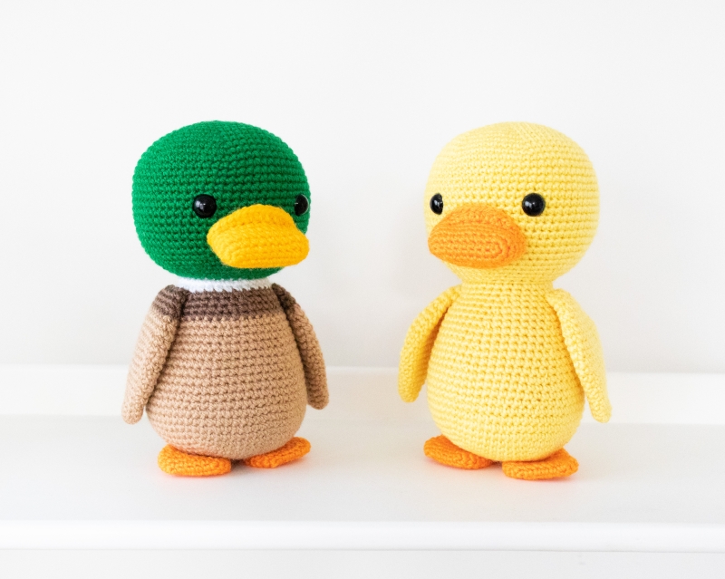 Phoenix the Lovely Duck amigurumi pattern - Amigurumi.com