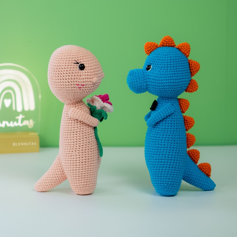 Dinosaur Couple: Jasper n Ruby amigurumi pattern - Amigurumi.com