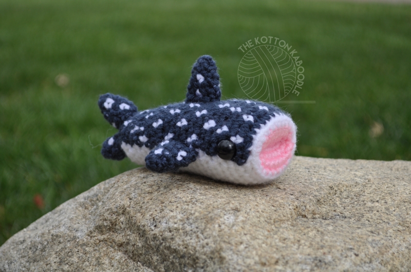 Tiny Whale Shark amigurumi pattern - Amigurumi.com