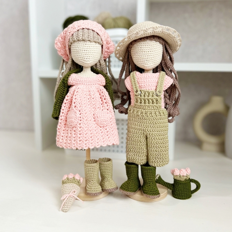 Spring Garden Outfit amigurumi pattern - Amigurumi.com