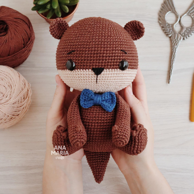 Romeo, the otter amigurumi pattern - Amigurumi.com