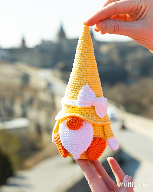 Duck Gnome amigurumi pattern - Amigurumi.com