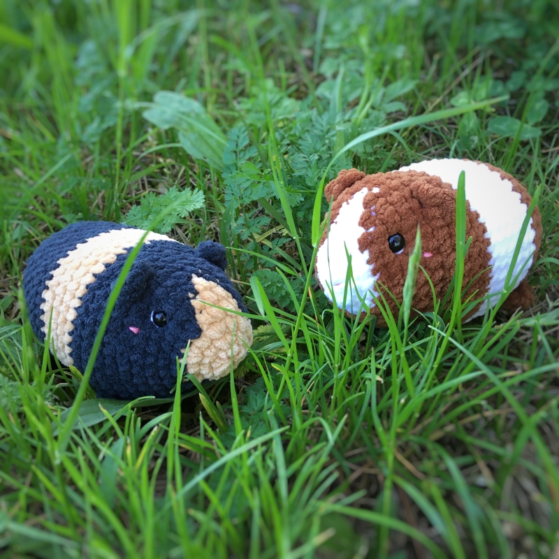 Guinea Pig Mina amigurumi pattern - Amigurumi.com