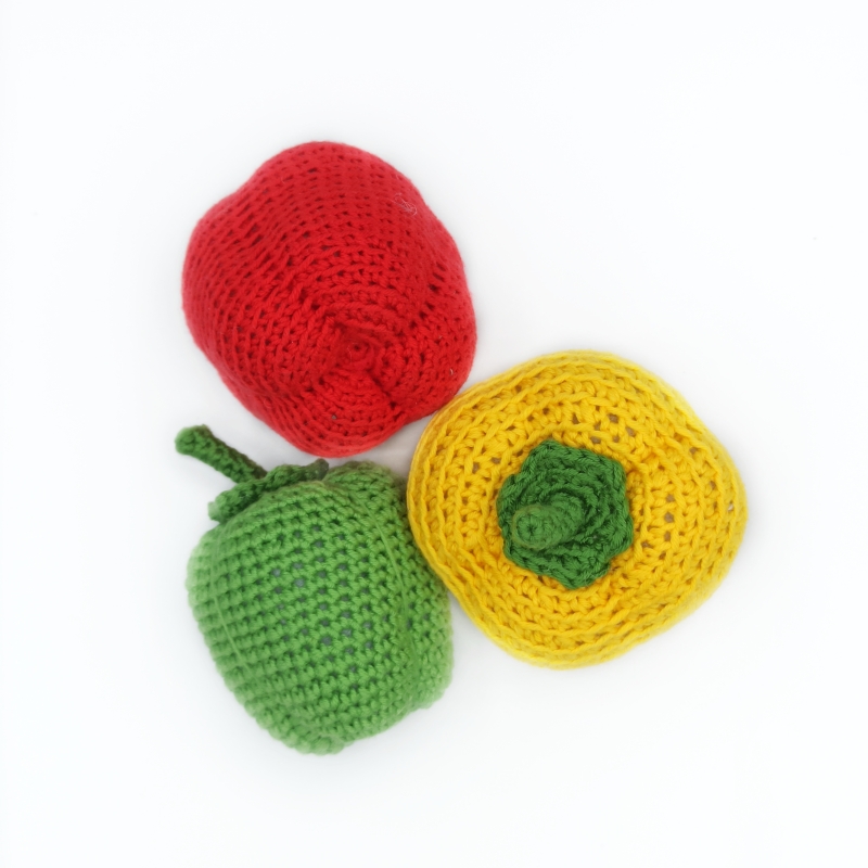 Bell pepper- Play food vegetable amigurumi pattern - Amigurumi.com