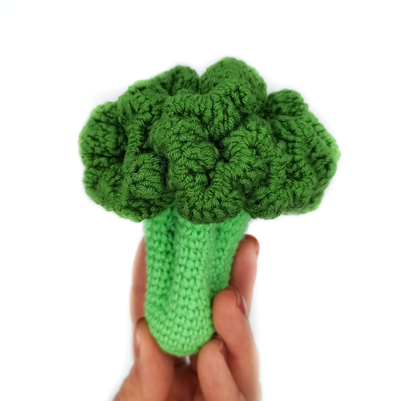 Broccoli - Play food vegetable amigurumi pattern - Amigurumi.com