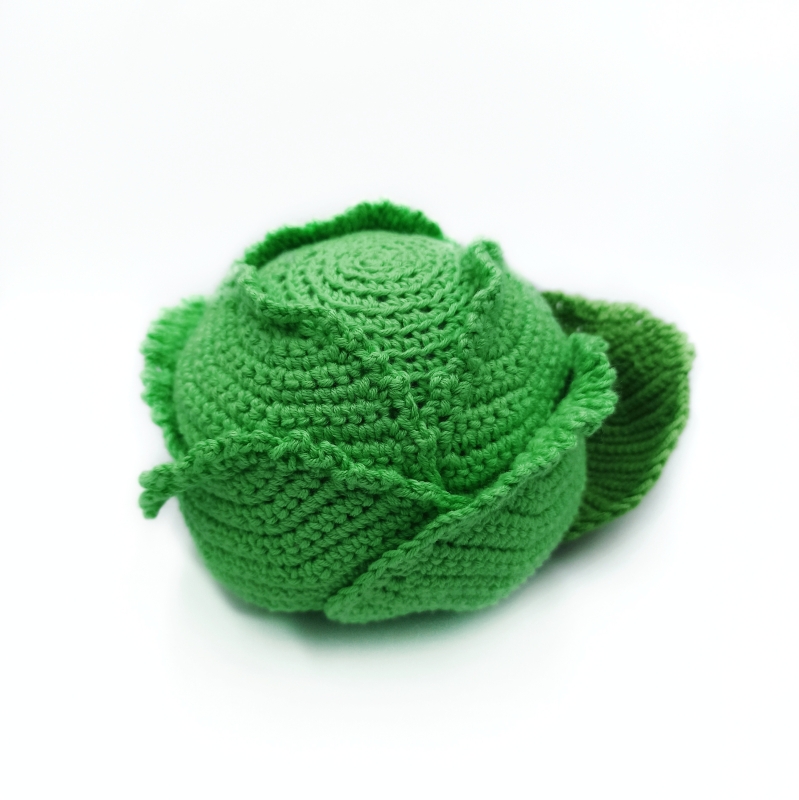 Cabbage - Play food vegetable amigurumi pattern - Amigurumi.com