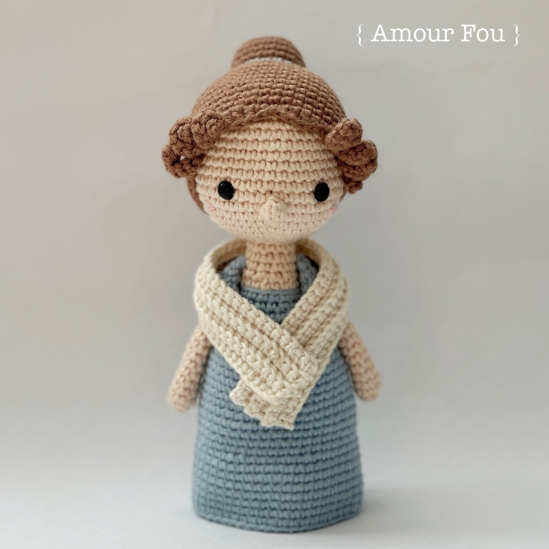 Jane Austen amigurumi pattern - Amigurumi.com
