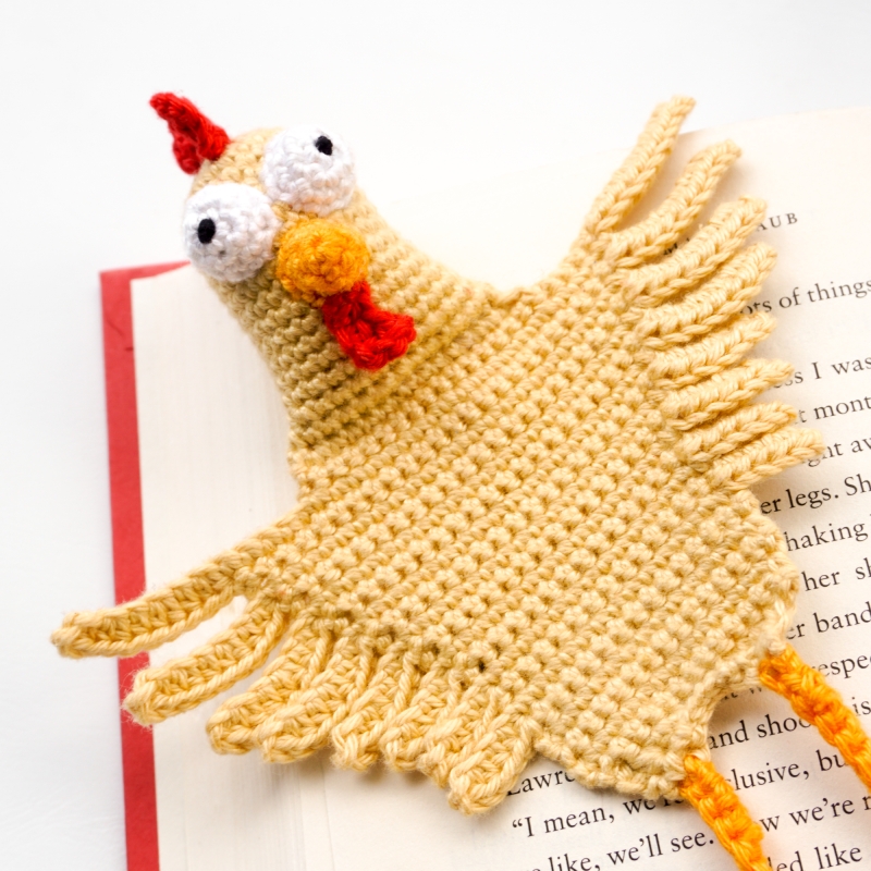 Chicken Bookmark amigurumi pattern - Amigurumi.com