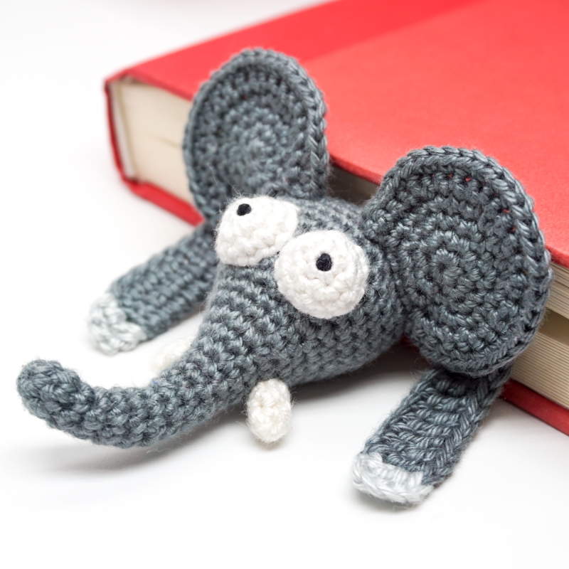 Elephant Bookmark amigurumi pattern - Amigurumi.com
