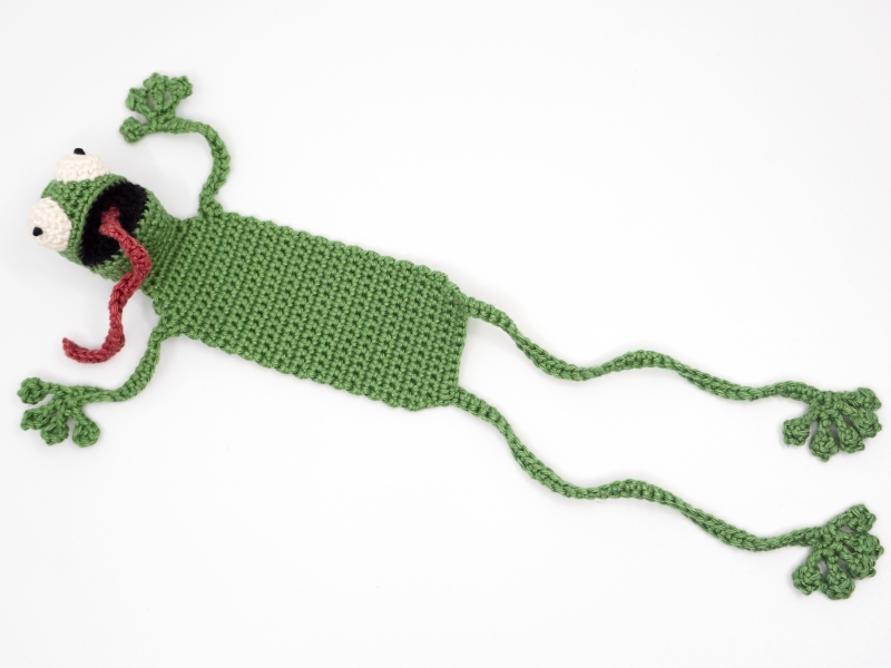 Frog Bookmark amigurumi pattern - Amigurumi.com