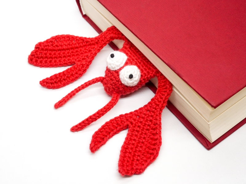 Lobster Bookmark amigurumi pattern - Amigurumi.com