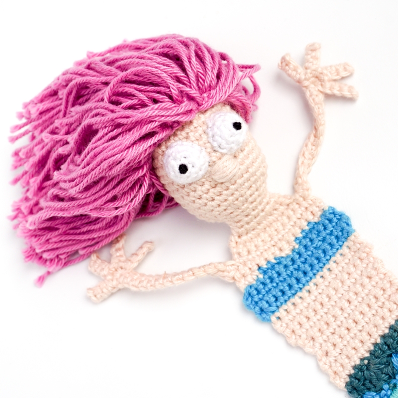 Mermaid Bookmark amigurumi pattern - Amigurumi.com
