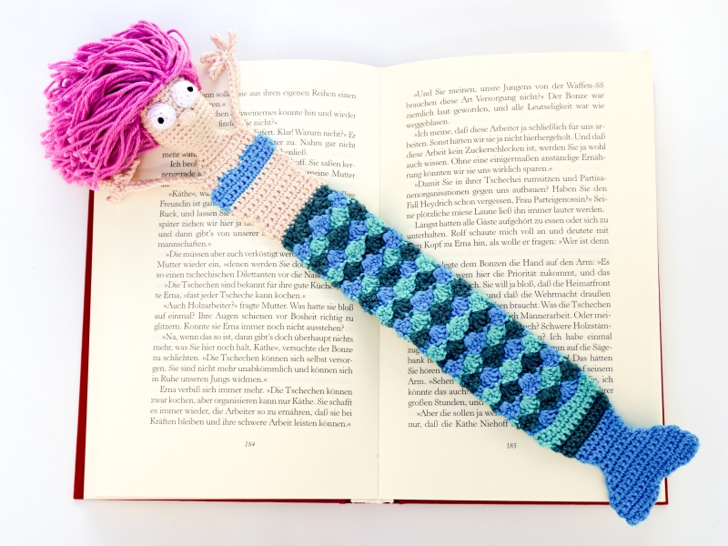 Mermaid Bookmark amigurumi pattern - Amigurumi.com