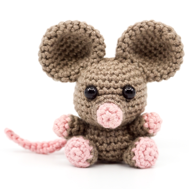 Mini Mouse amigurumi pattern - Amigurumi.com