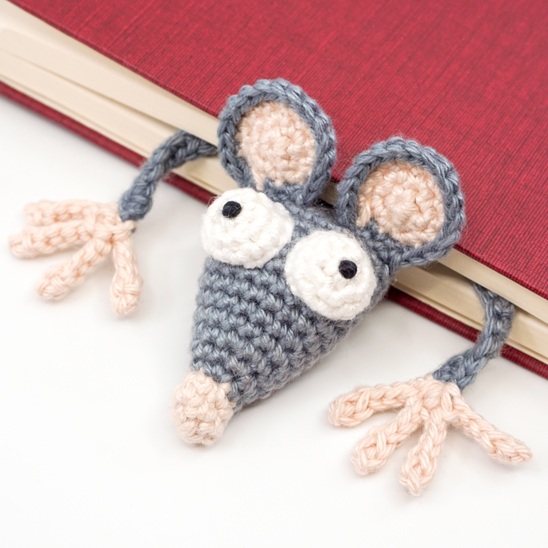 Rat Bookmark amigurumi pattern - Amigurumi.com