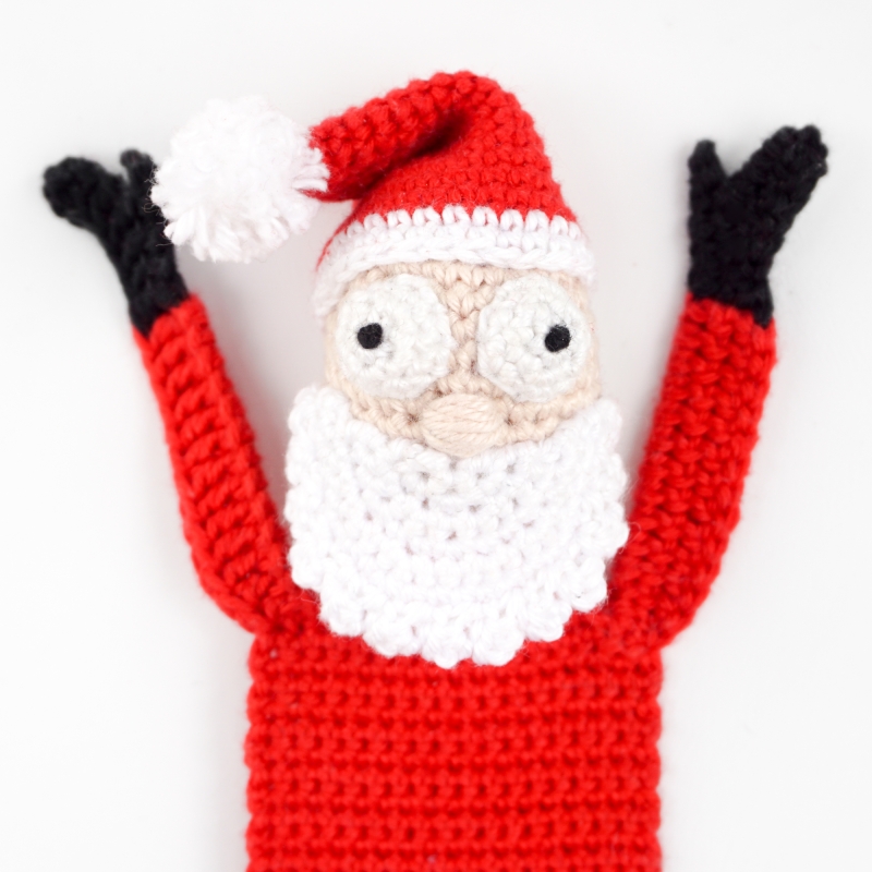 Santa Claus Bookmark amigurumi pattern - Amigurumi.com