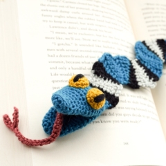 Snake Bookmark amigurumi pattern - Amigurumi.com