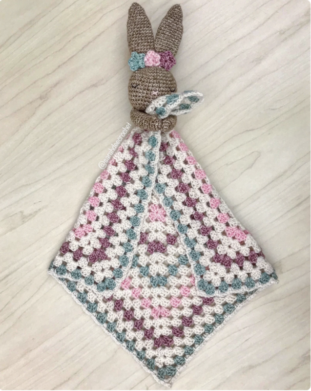 Mimi the Bunny Lovey amigurumi pattern - Amigurumi.com