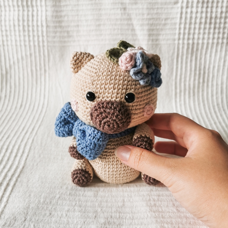 Flora the Wombat amigurumi pattern - Amigurumi.com