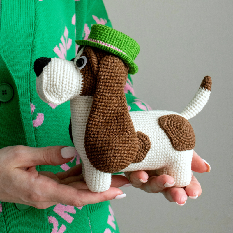Dog Basset Hound amigurumi pattern - Amigurumi.com