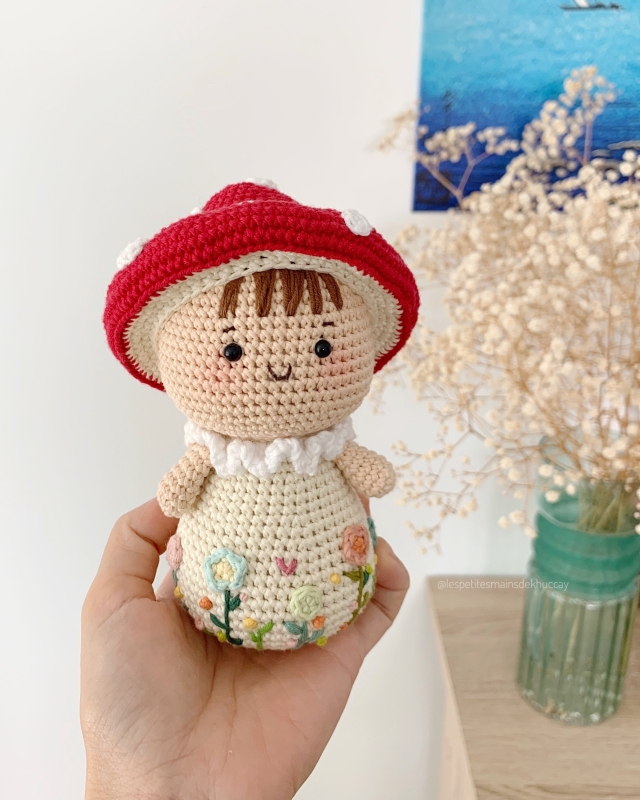 Heina the mushroom amigurumi pattern - Amigurumi.com