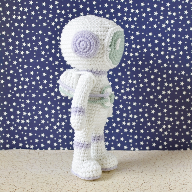 Astronaut amigurumi pattern - Amigurumi.com