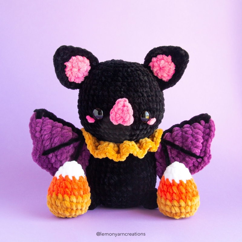 Buffy the Bat amigurumi pattern - Amigurumi.com