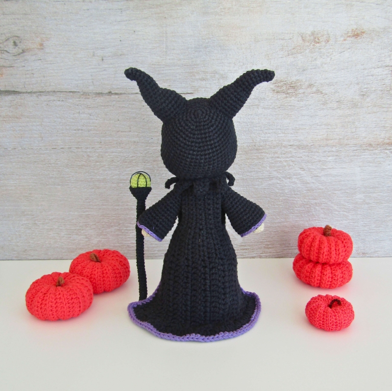 Maleficent amigurumi pattern - Amigurumi.com